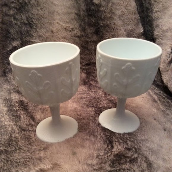Kitchen | White Milk Glass Chalice With Oak Leaves | Poshmark
